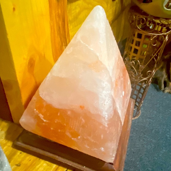 Accents | Pyramid Salt Lamp | Poshmark